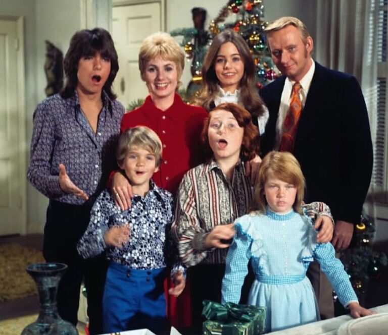 The Partridge Family – Doesn’t Somebody Want to Be Wanted – Oldies but ...