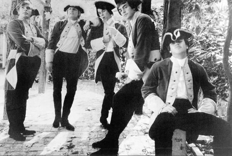 Paul Revere & The Raiders – Mr. Sun, Mr. Moon – Oldies but Goodies
