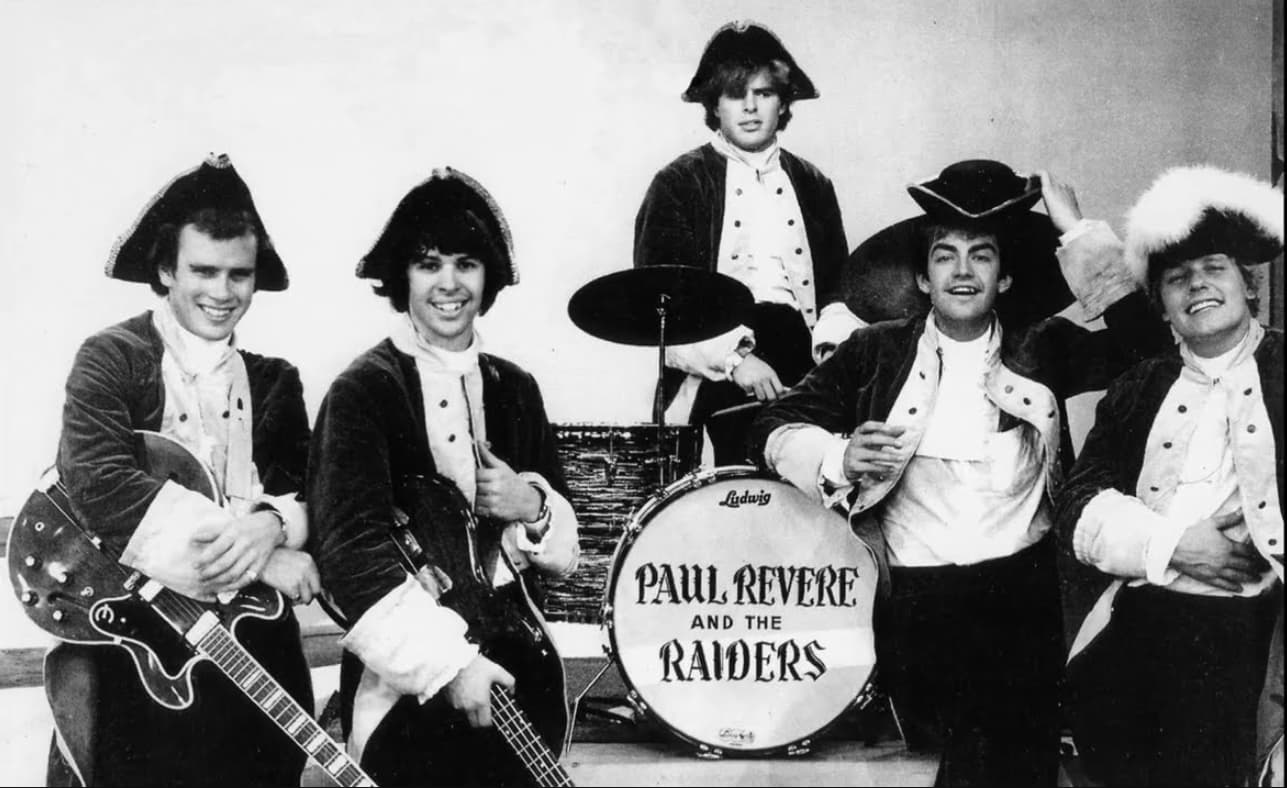 Paul Revere & The Raiders – There She Goes – Oldies but Goodies