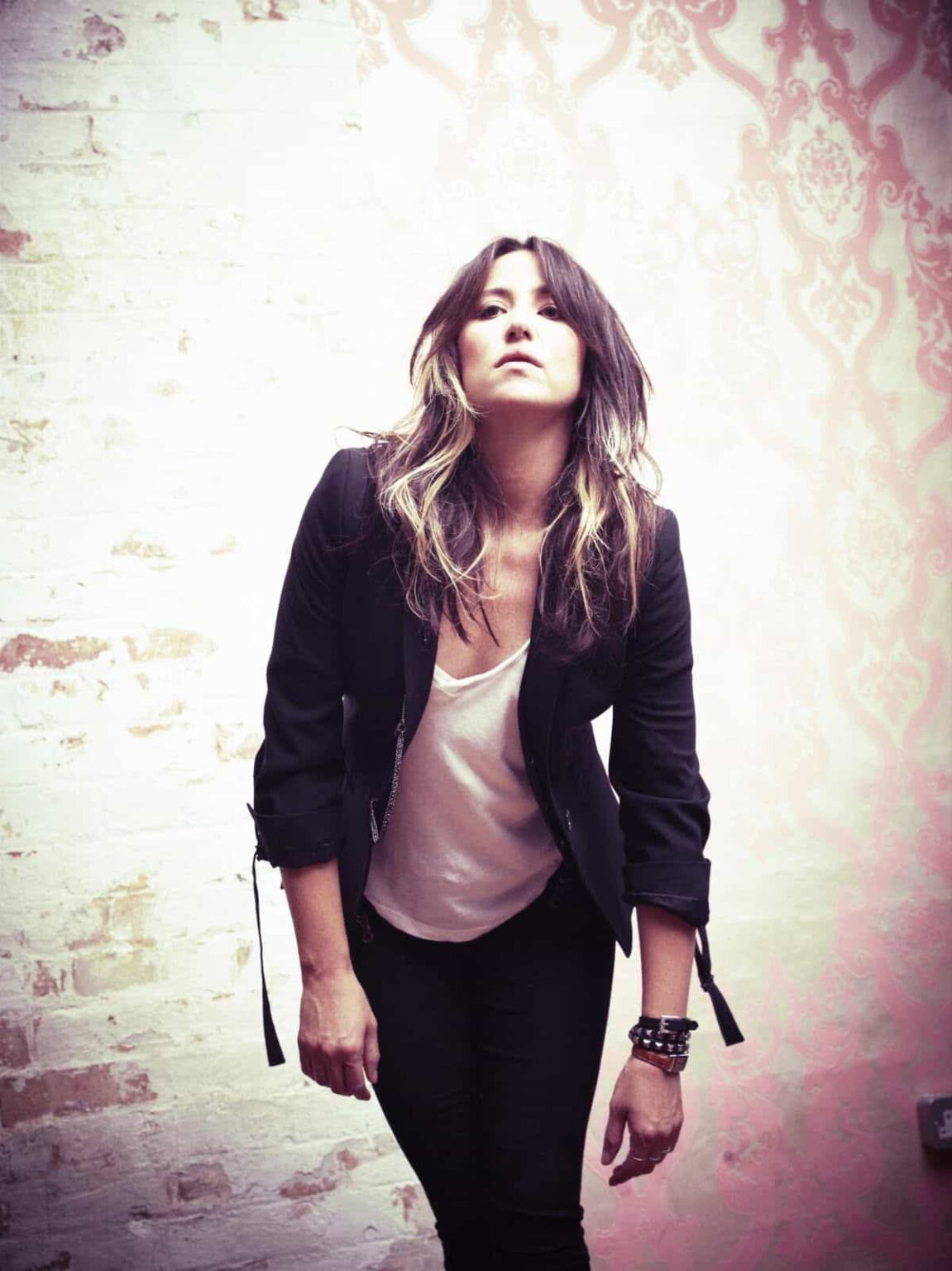 KT Tunstall – Suddenly I See – Oldies but Goodies