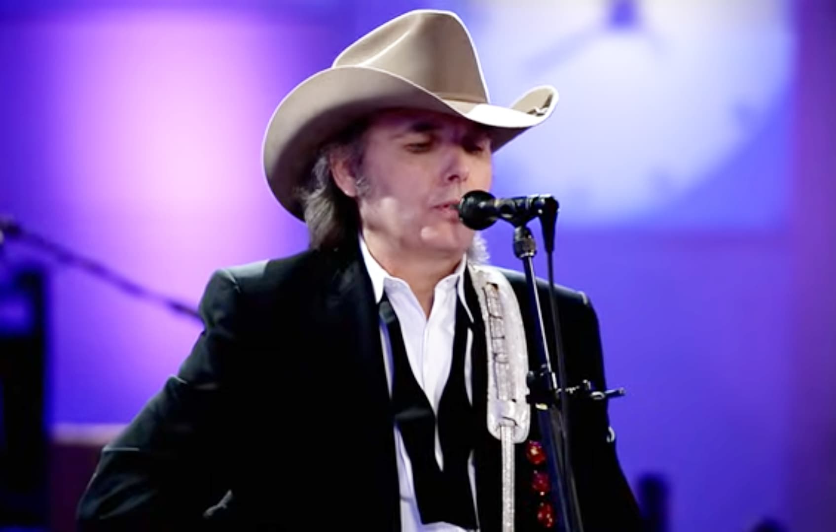 Dwight Yoakam – “Waterfall” captured in The Live Room – Oldies but Goodies